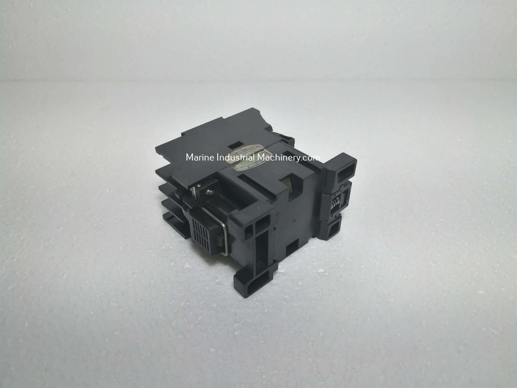 Hyundai HMC 20 W 10 Magnetic Contactor | Marine Industrial Machinery